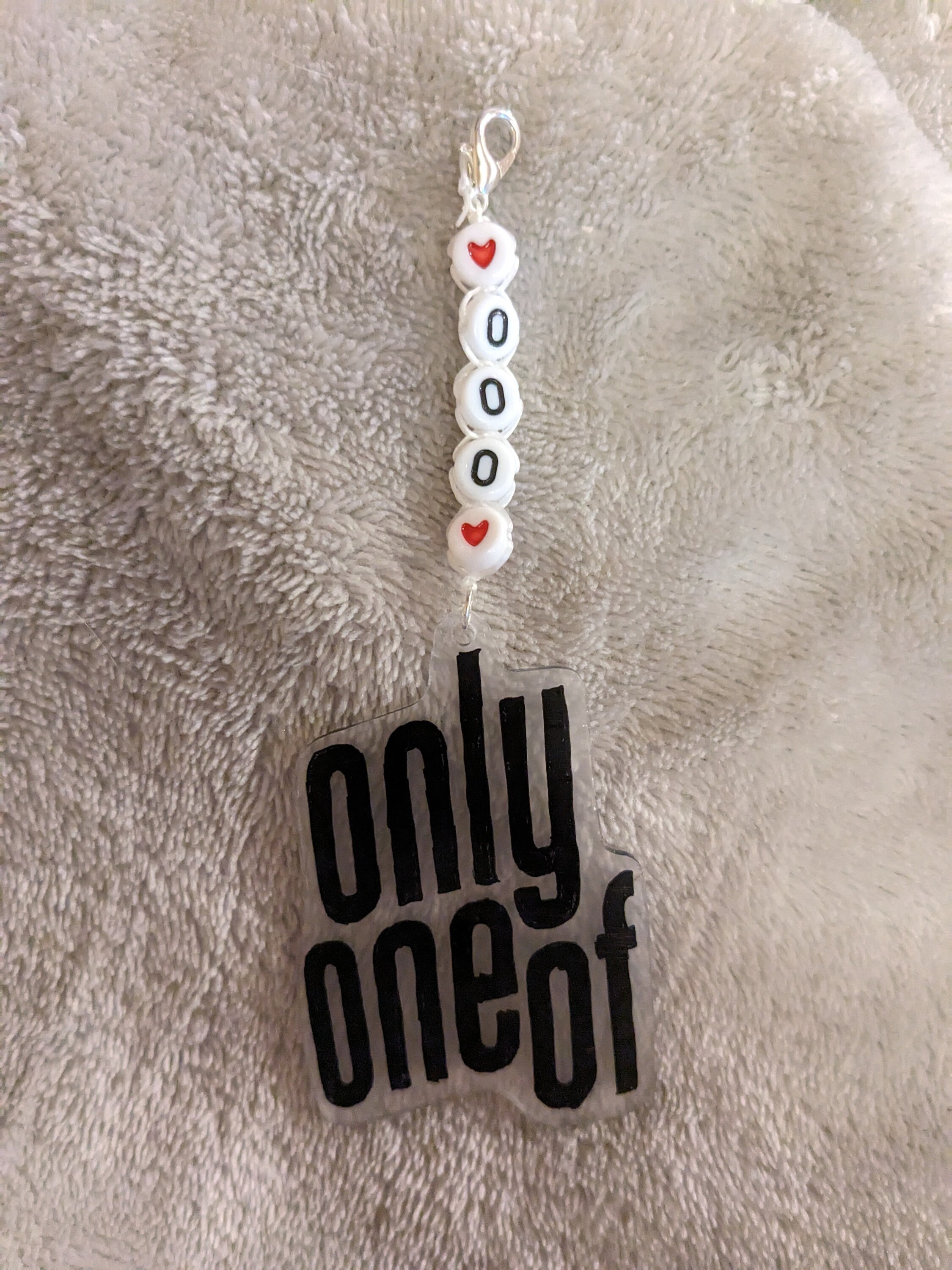 Custom Kpop Logo Keychain - Etsy