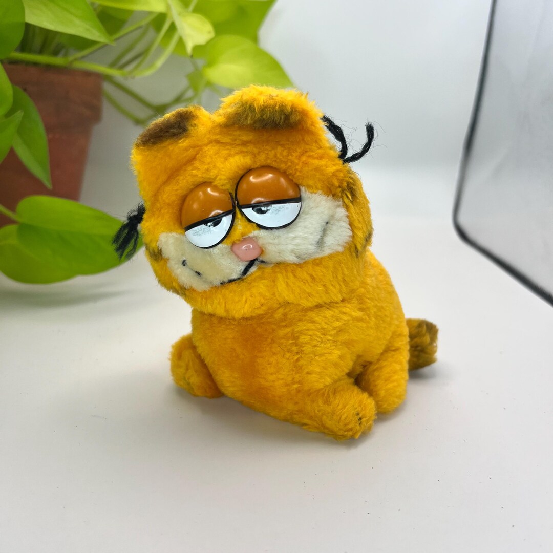 Vintage Garfield Plush Dakin Sleepy Eyes Stuffed Cat Toy Made in Korea ...