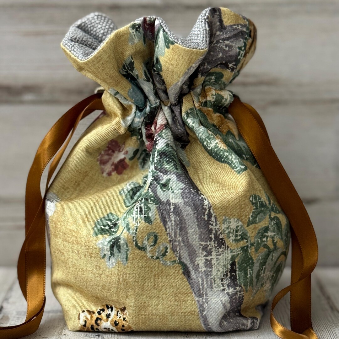 Lined and Box Pleated Golden Jungle Cat Drawstring Bag - Etsy