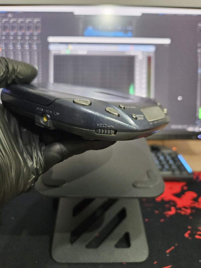 Sony Discman, Sony CD Walkman D - E445 Vintage CD Compact Player ...