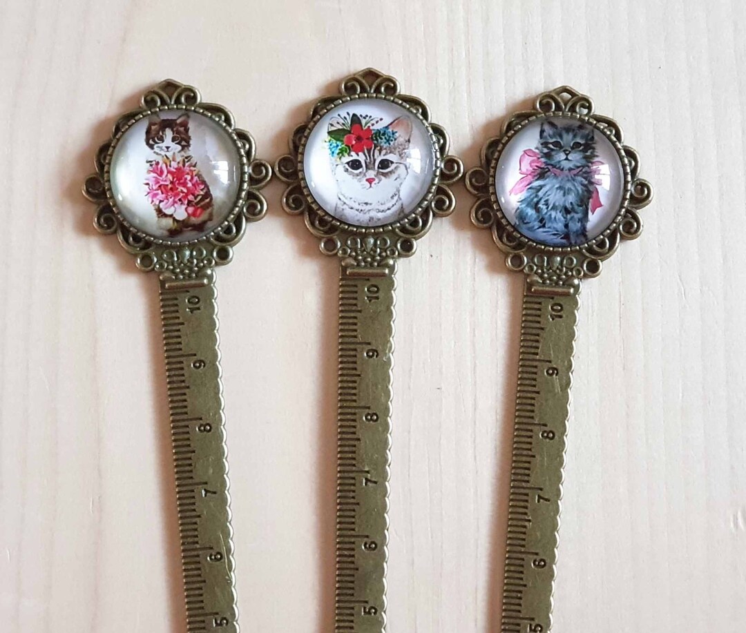 VINTAGE CAT Kitten Metal Ruler / Bronze Metal Ruler / Bookmark / Sewing ...