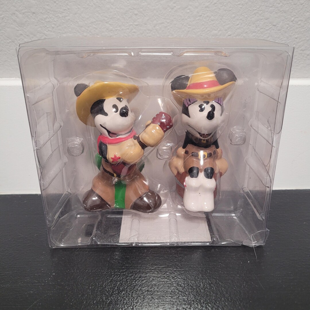 Vintage Disney Cowboy Mickey and Cowgirl Minnie Mouse Salt and Pepper ...
