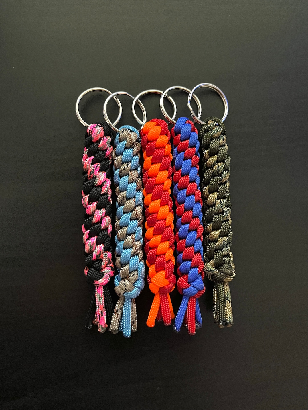 Paracord Keychain for Outdoorsy People and a Great Holiday - Etsy