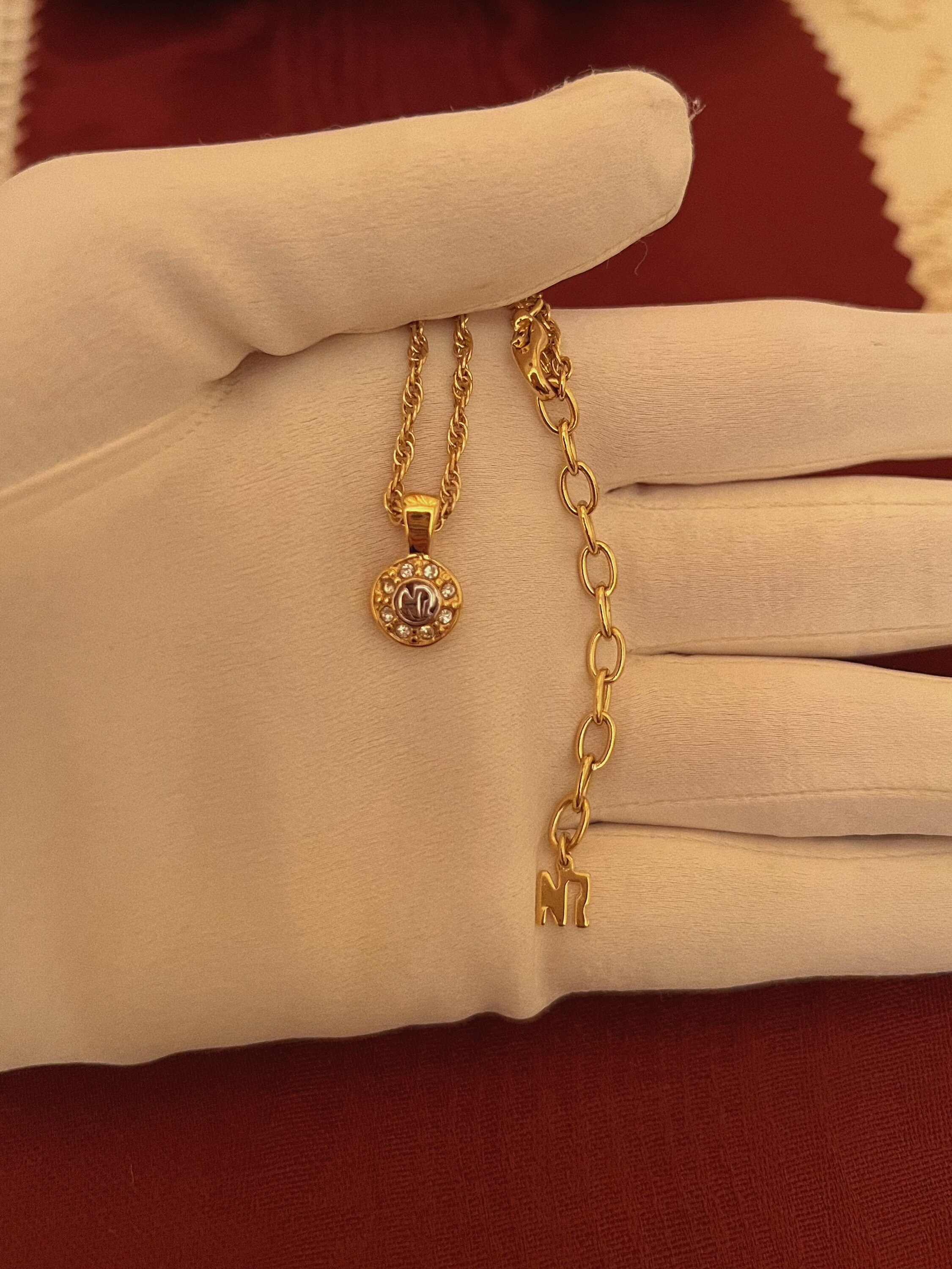 Nina Ricci NR Logo Round Pendant Necklace - Etsy