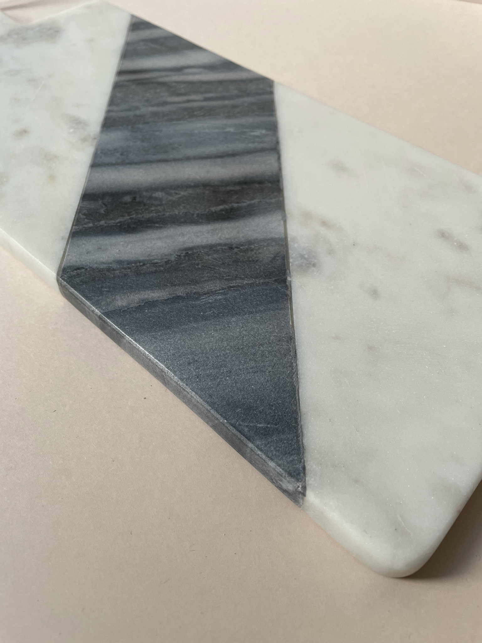 White and Grey Marble Chopping Board With Handle and Leather Cord ...