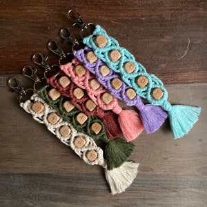 Macrame Custom Name Keychains, Handmade Personalized Keychain, Mama ...