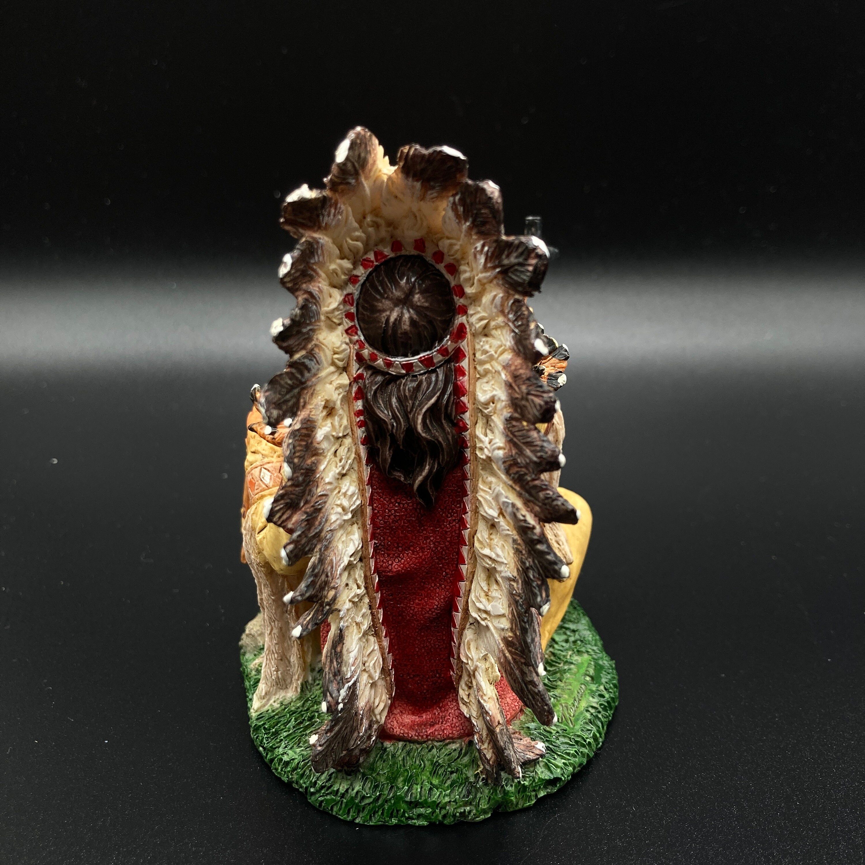 Native American Indian Chief Smoking Peace Pipe Statue I Indian Chief ...