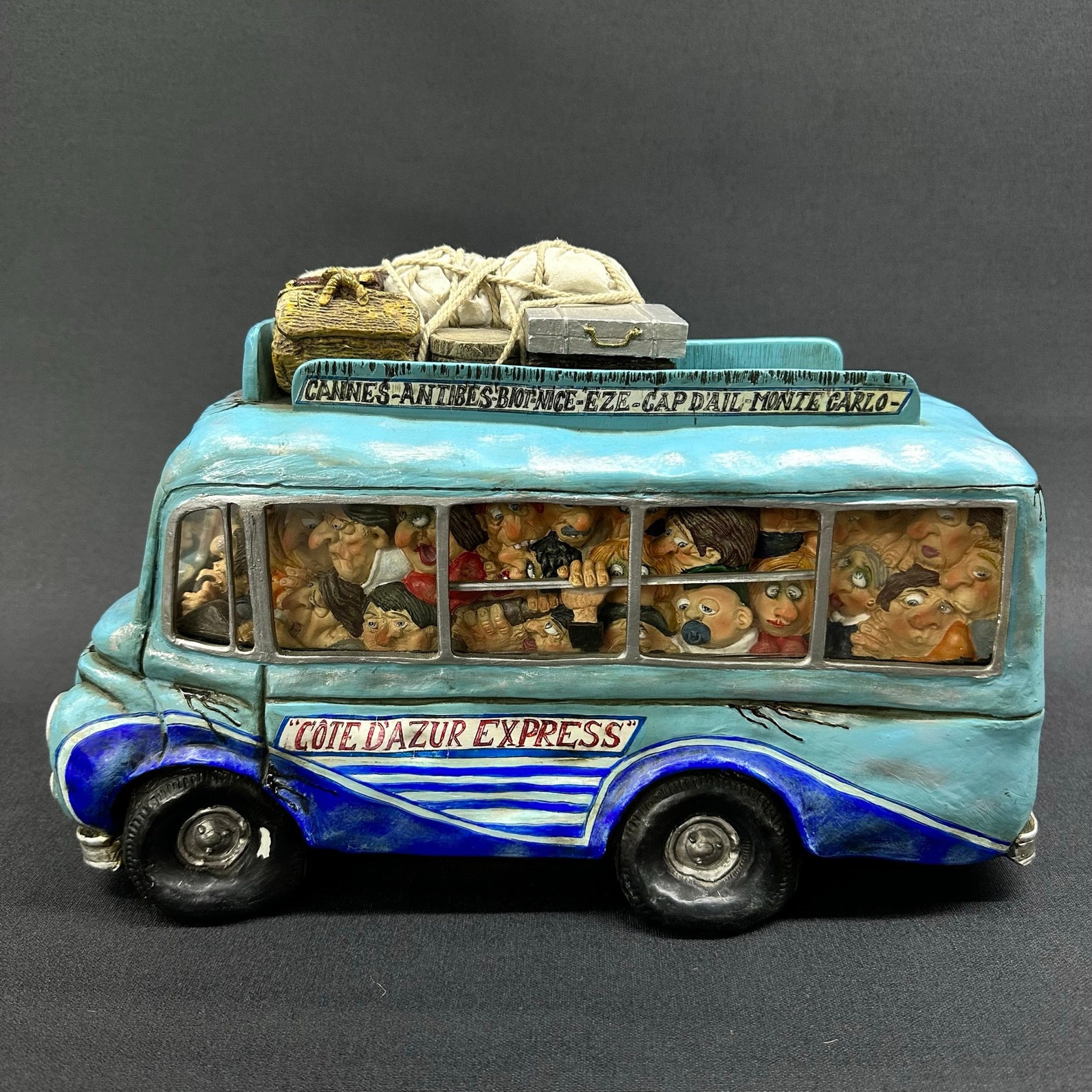City Bus I Bus Statue I Decorative Comic Art Bus I Unique City - Etsy
