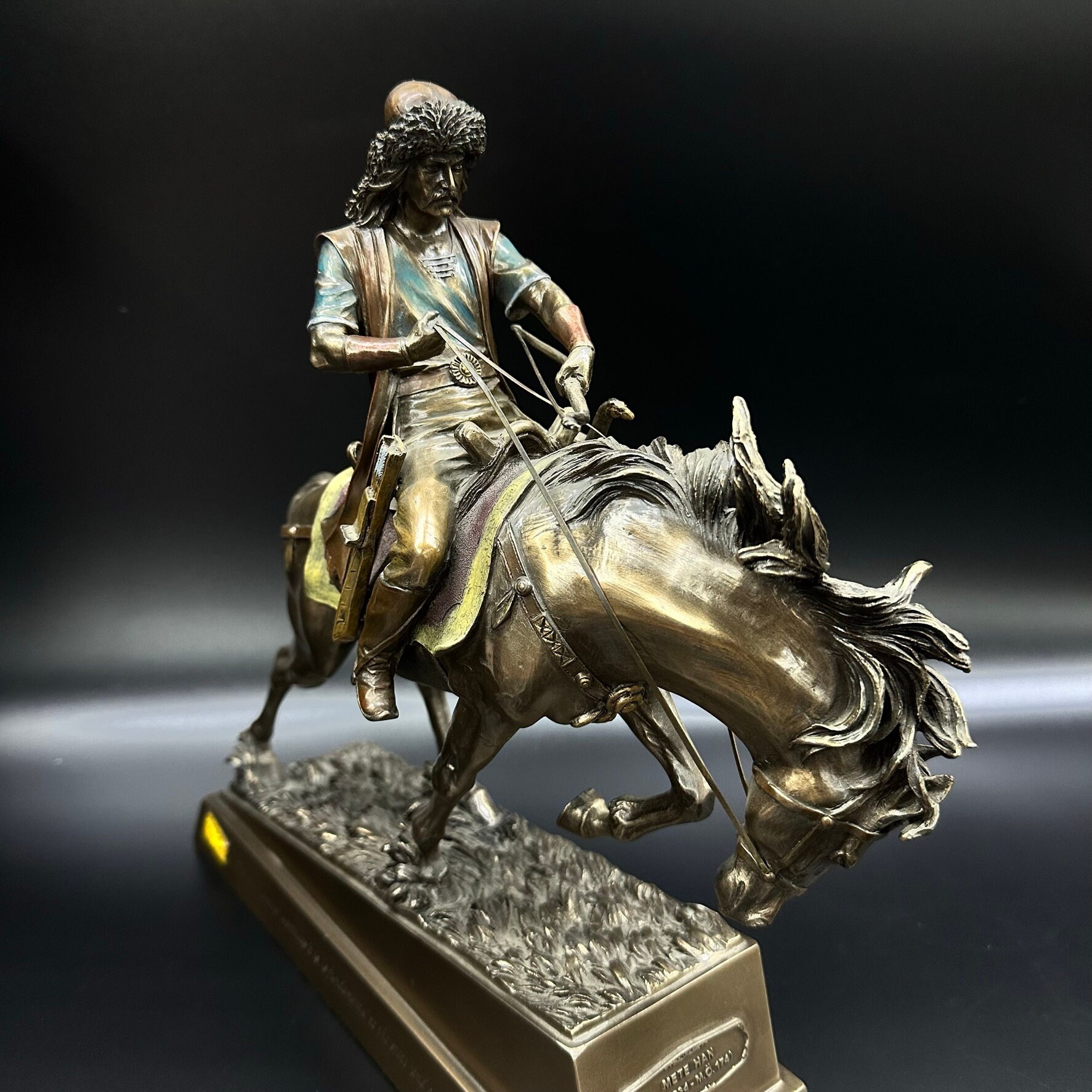 Turk Superhero Statue I Mete Han Statue I Turk King Figurine I - Etsy