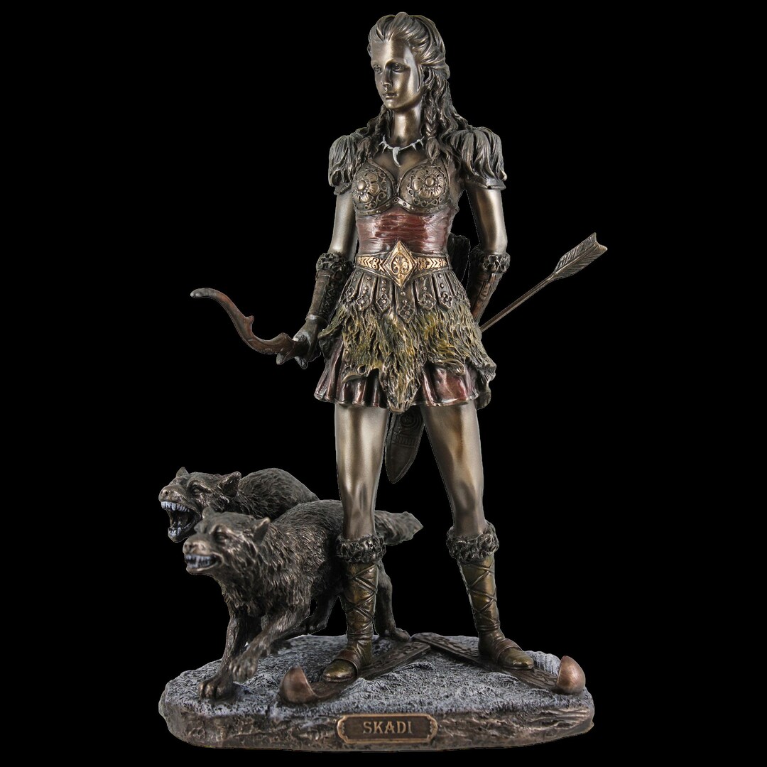 Skadi Statue I Scandinavian Figurines - Etsy