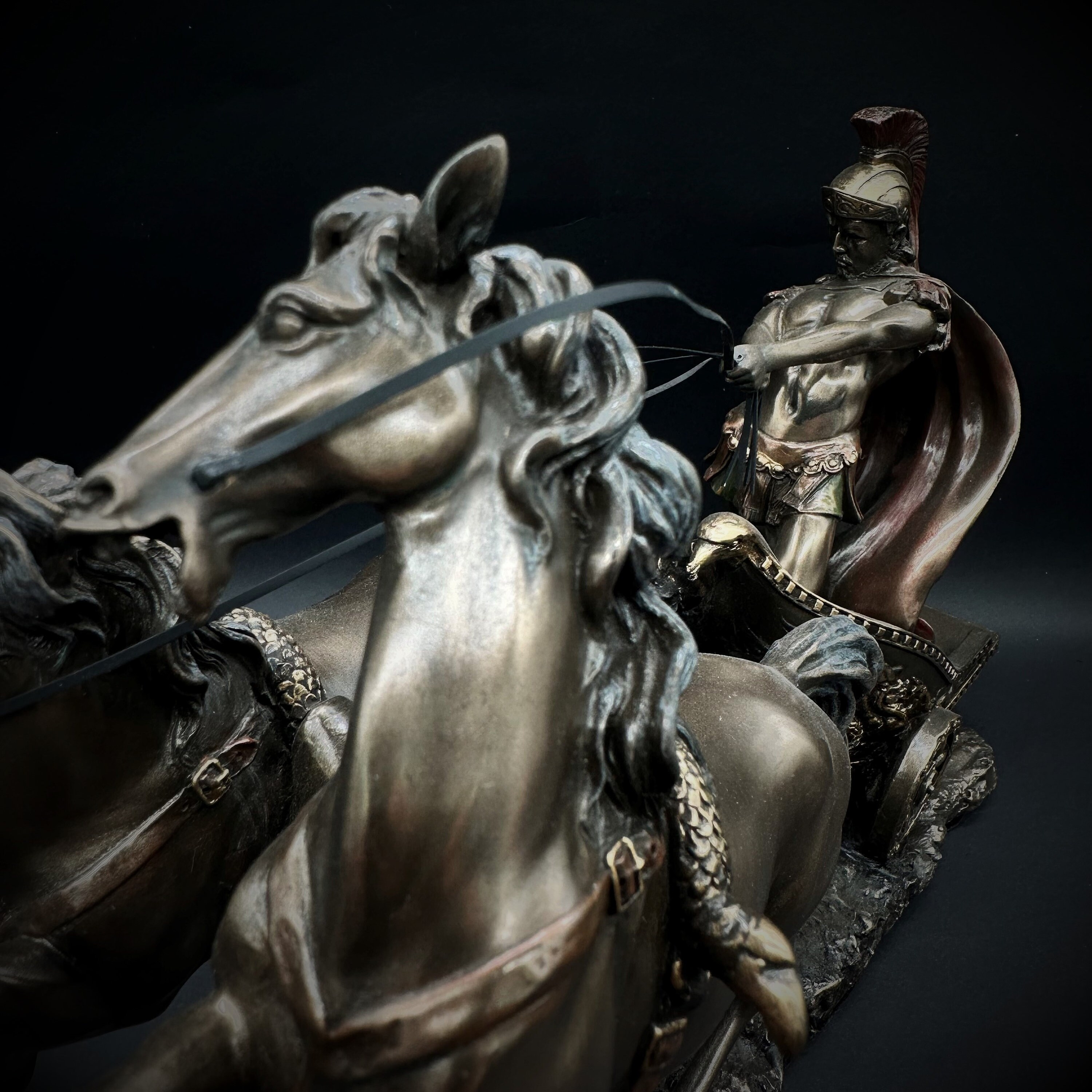 Roman Gladiator Chariot With Horses Statue - Etsy