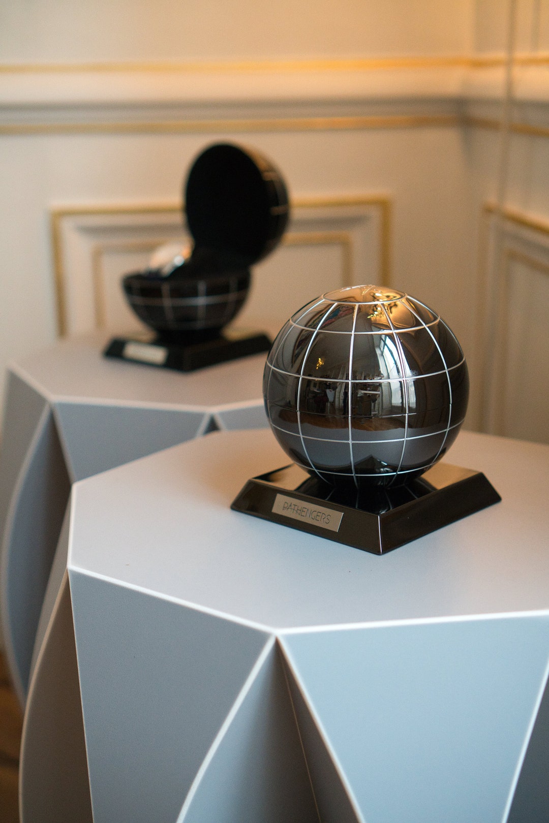 Pathengers Sphere Case for Watches - Etsy