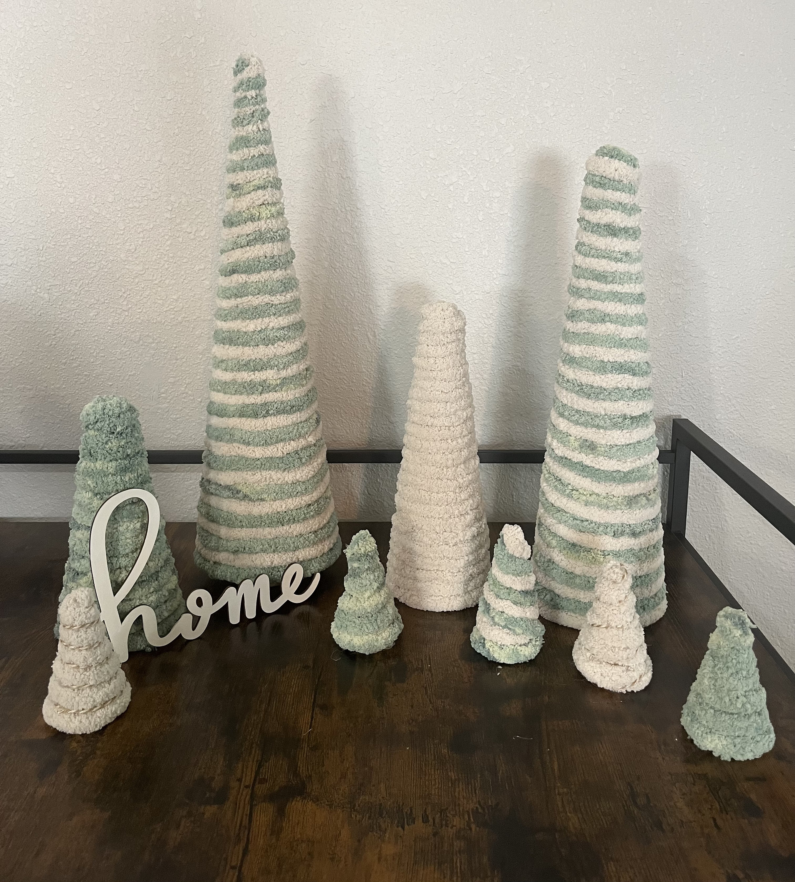 Yarn Tree Chunky Yarn Tree Holiday Decorations Farmhouse Christmas ...