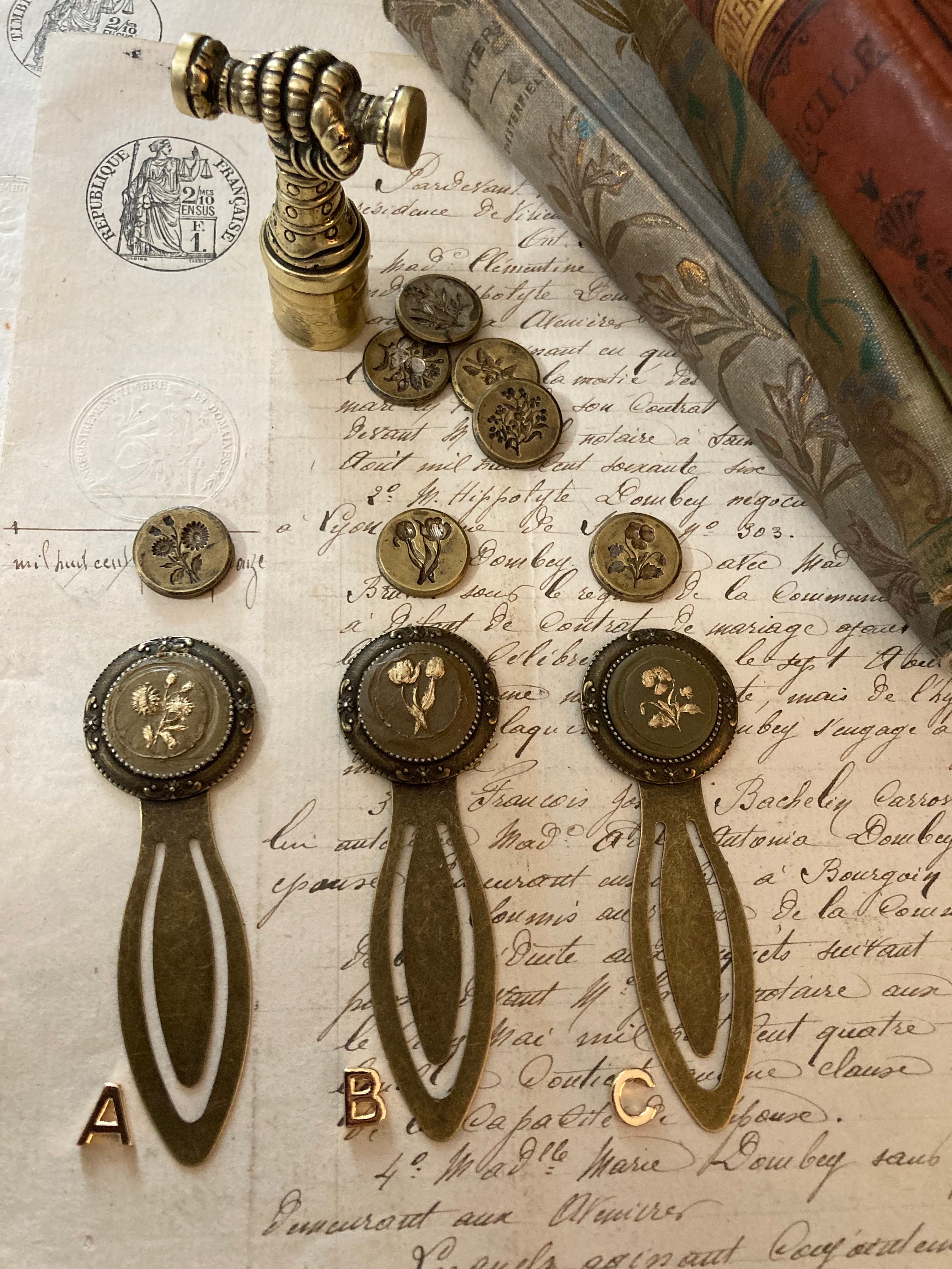 French Floral Etui Seal Impression Bookmarks - Etsy