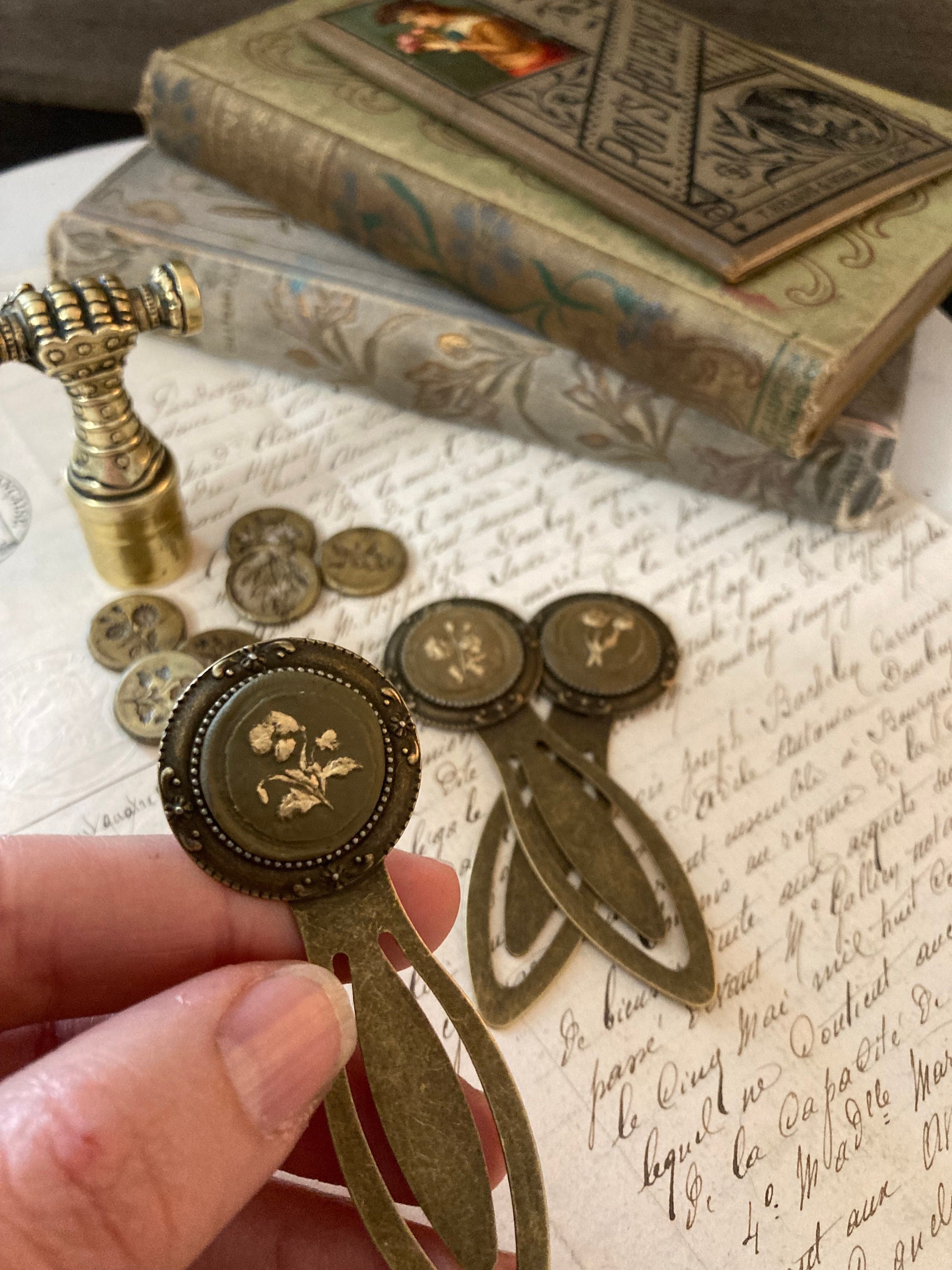 French Floral Etui Seal Impression Bookmarks - Etsy
