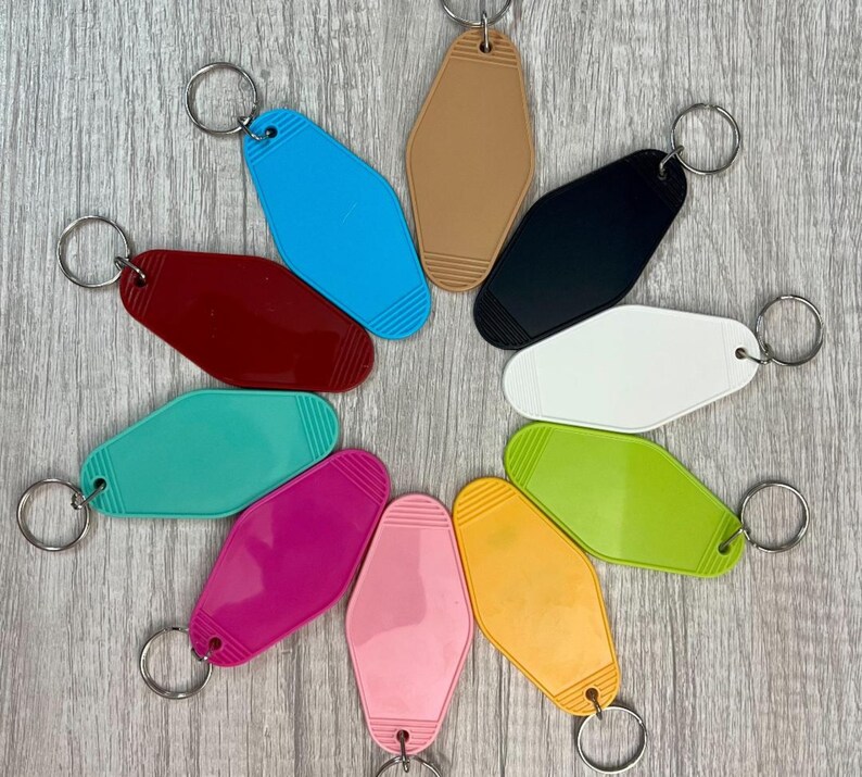 Hot Girls Hit Curbs Vintage Motel Keychain Retro Keychains - Etsy