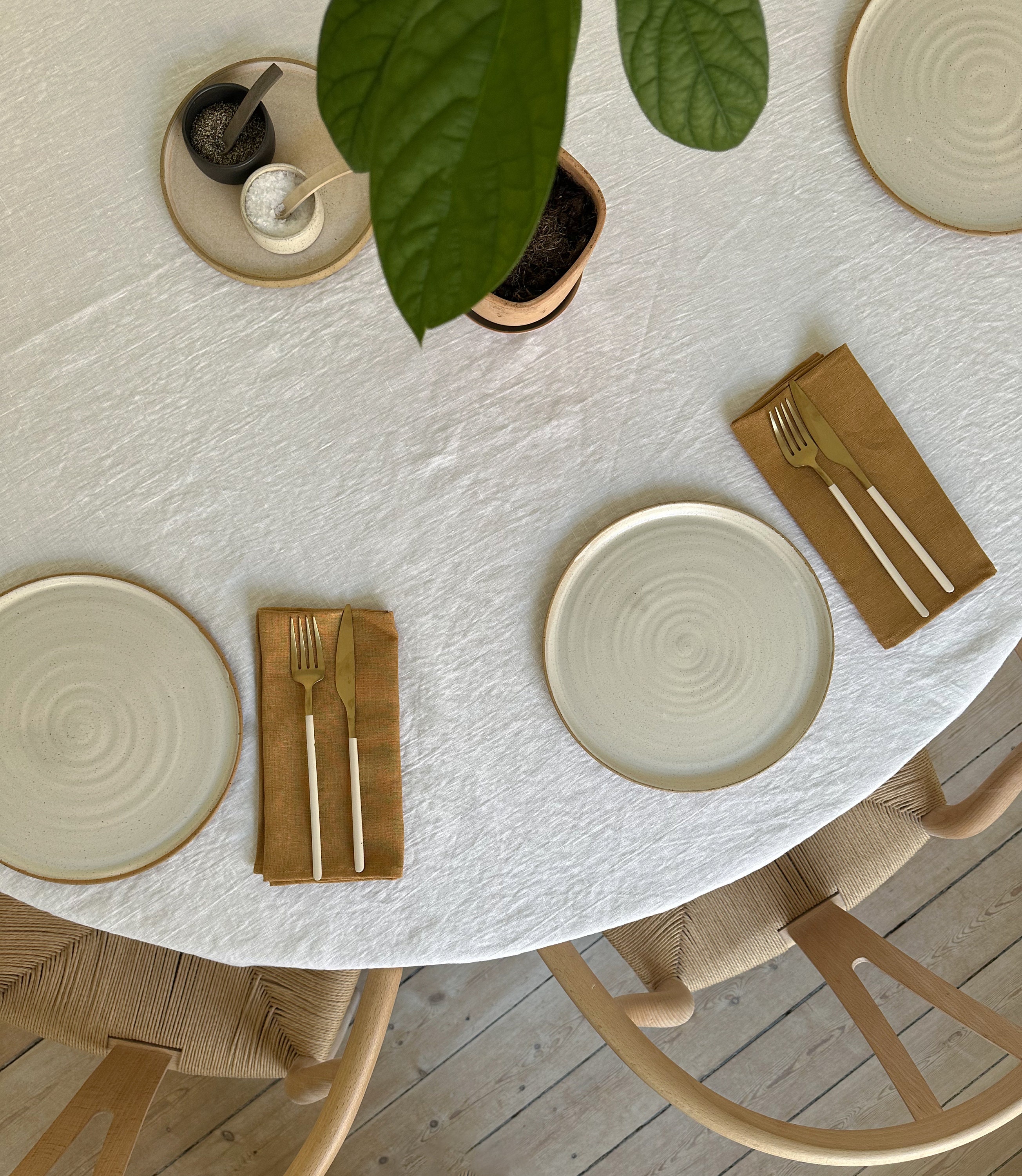 Large White Round 100% Linen Tablecloth. Extra Wide 80" (200cm), 90 ...