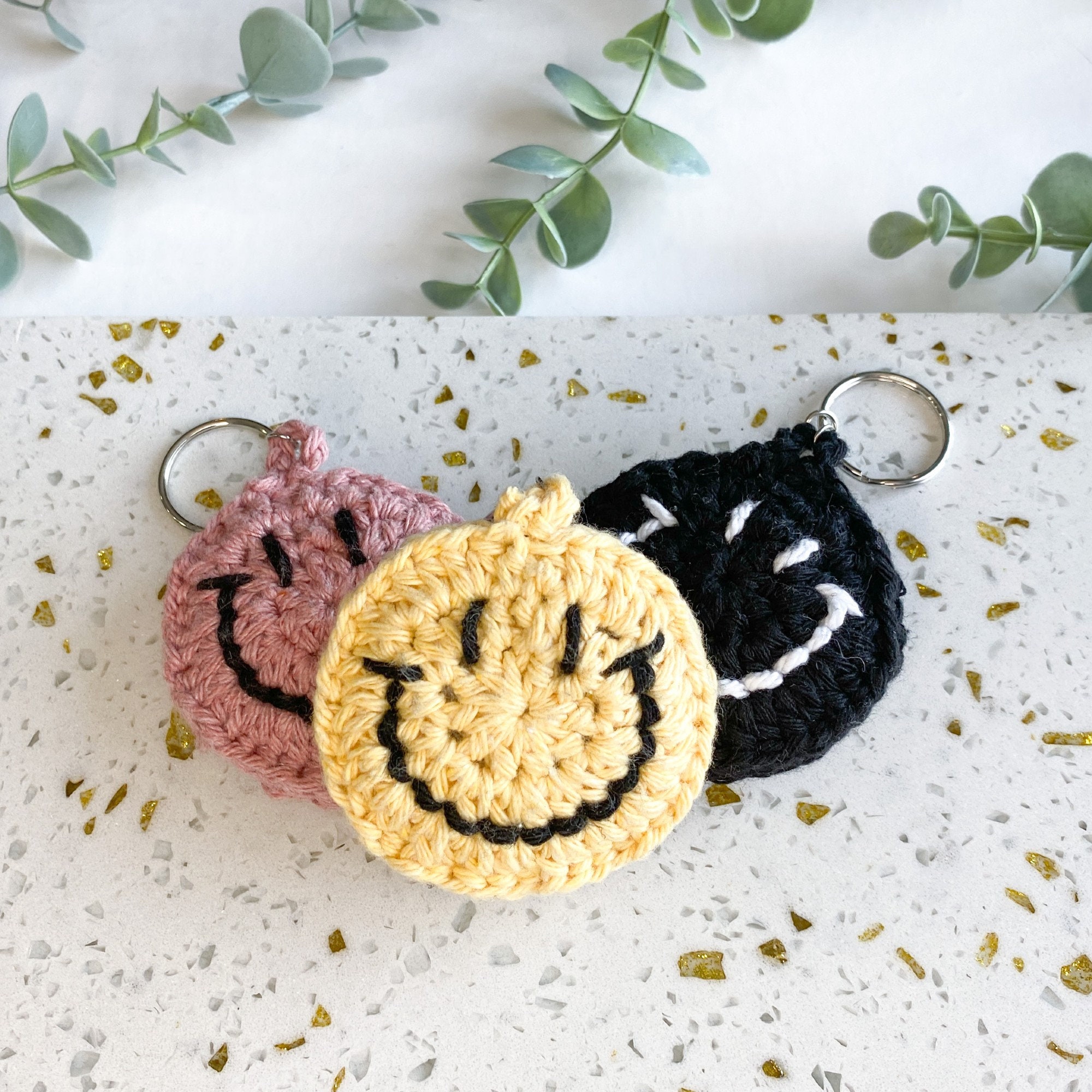 Happy Face Key Chain, Aesthetic Keychain, Happy Keychain, Keychain ...