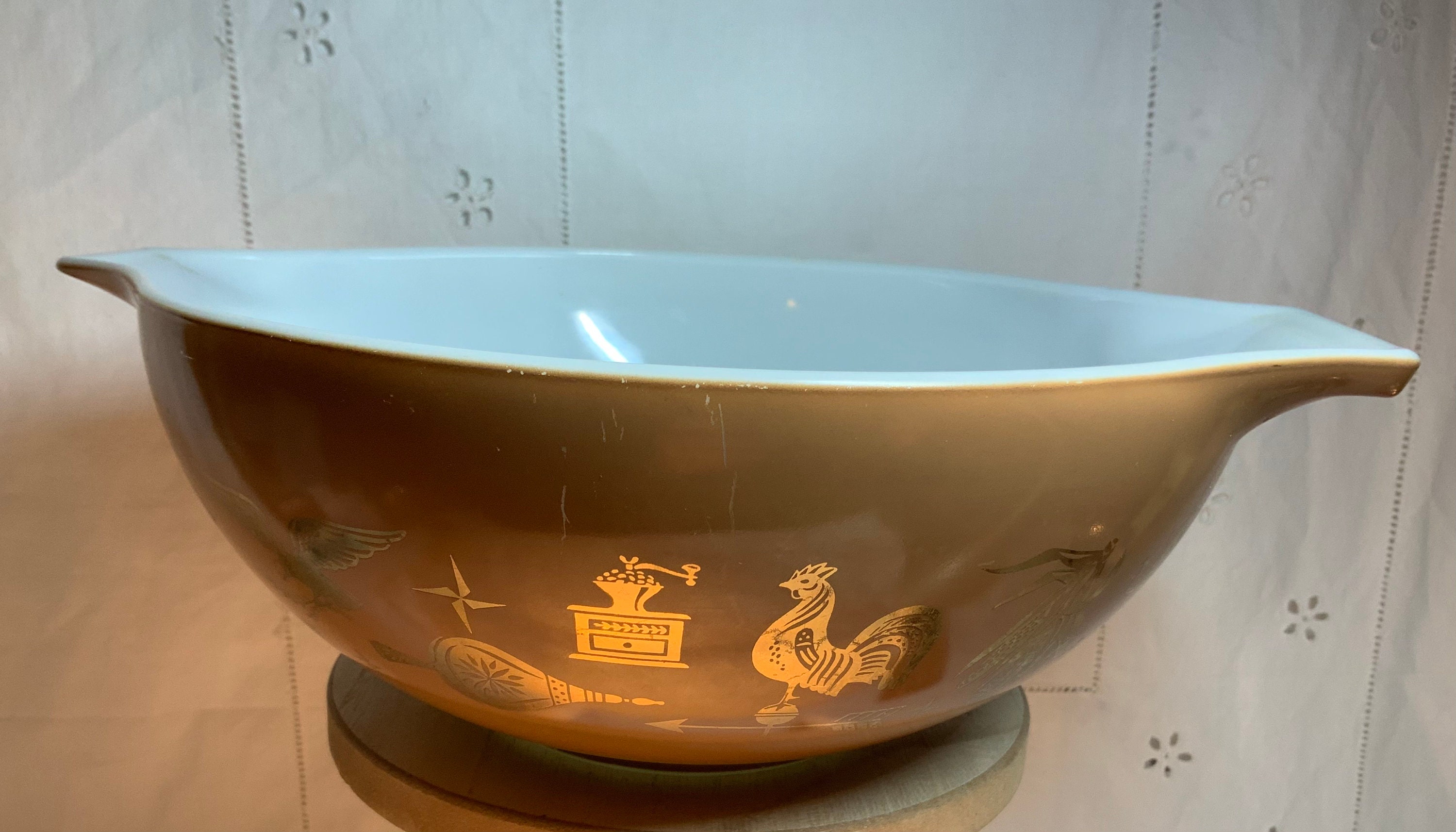 Pyrex Vintage/retro early American 4qt Bowl Discontinued Item - Etsy