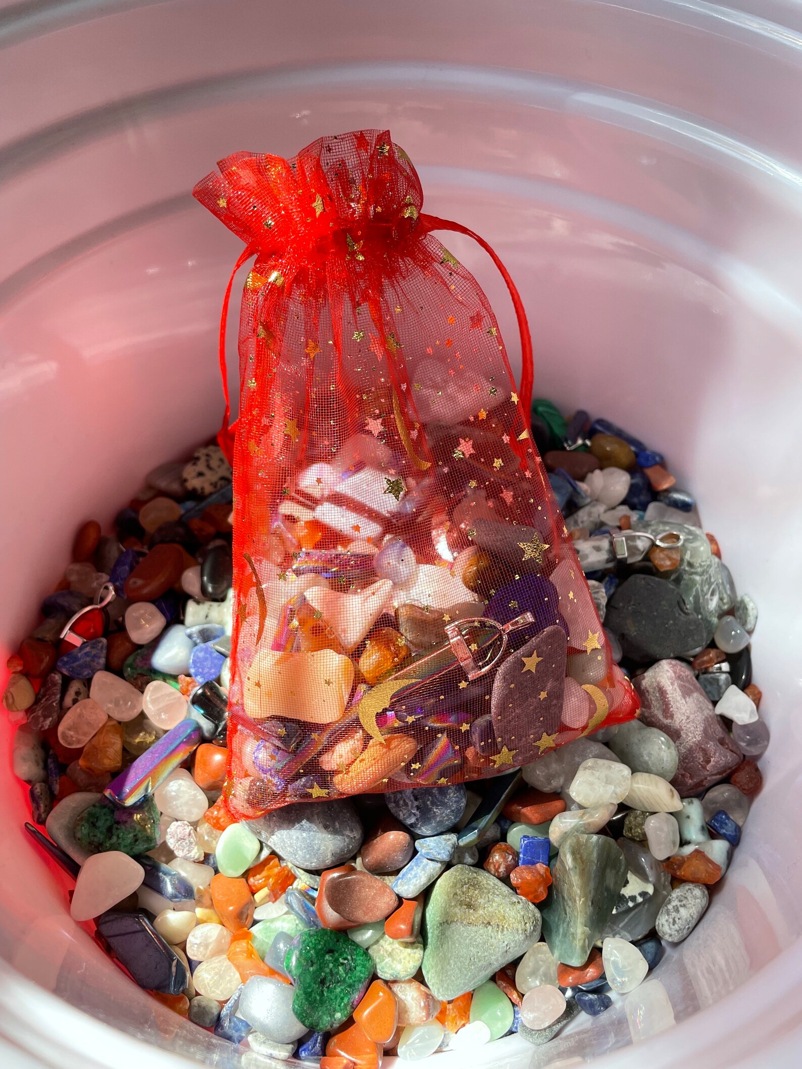 Crystal Confetti Scoops ~ Random Rainbow Crystal Themed Confetti ...