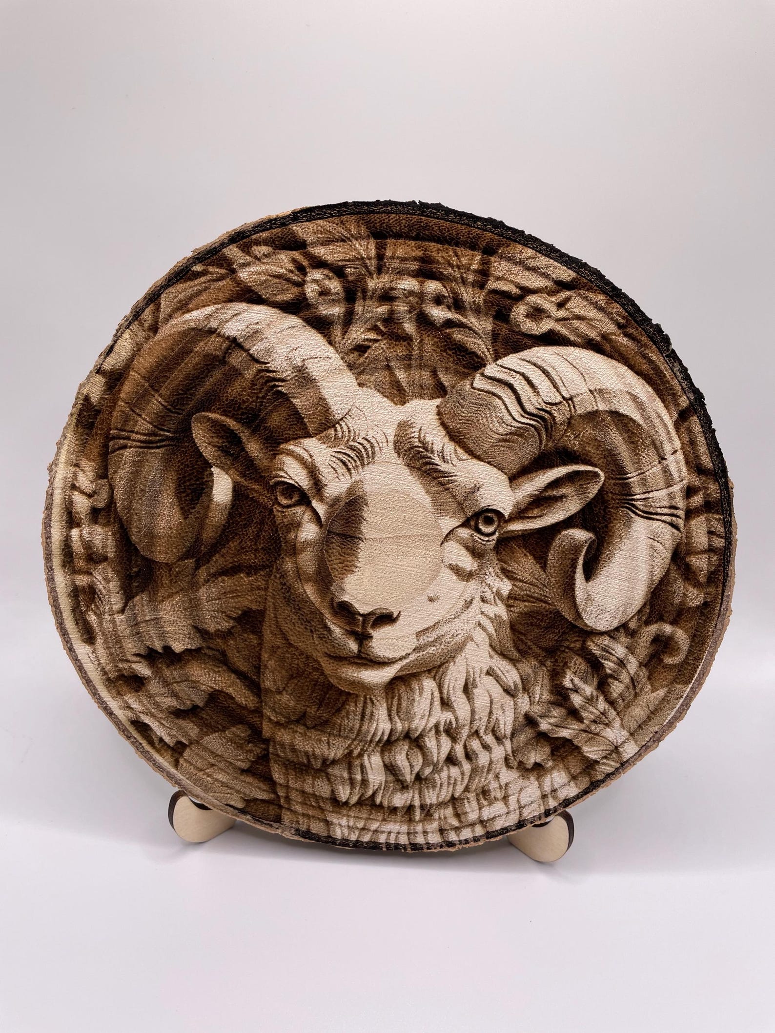 Laser Engraved Animals on Wood Rounds ~live Edge Engraved Animals on ...