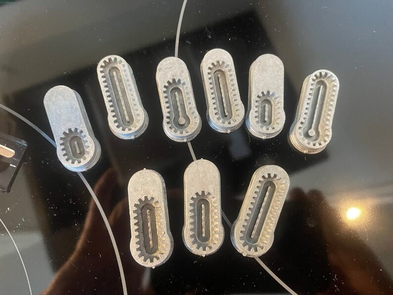 Singer JADE Green JETSON Clamshell Button Hole Attachment - Etsy