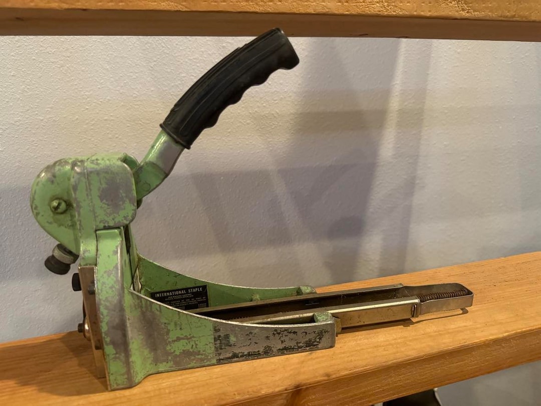 Vintage Hand BOXER Stapling Machine International Staple and Machine CO ...