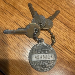 ENCO Put a Tiger in Your Tank - Key Club Key Chain - Old GM Keys - Etsy