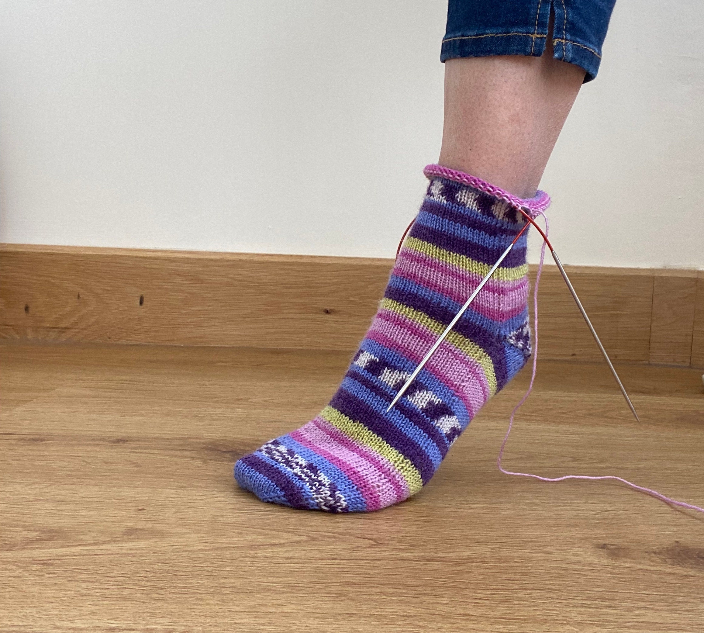 Tippy Toes Toe up Sock Knitting Pattern, Easy Sock Pattern, PDF Instant ...
