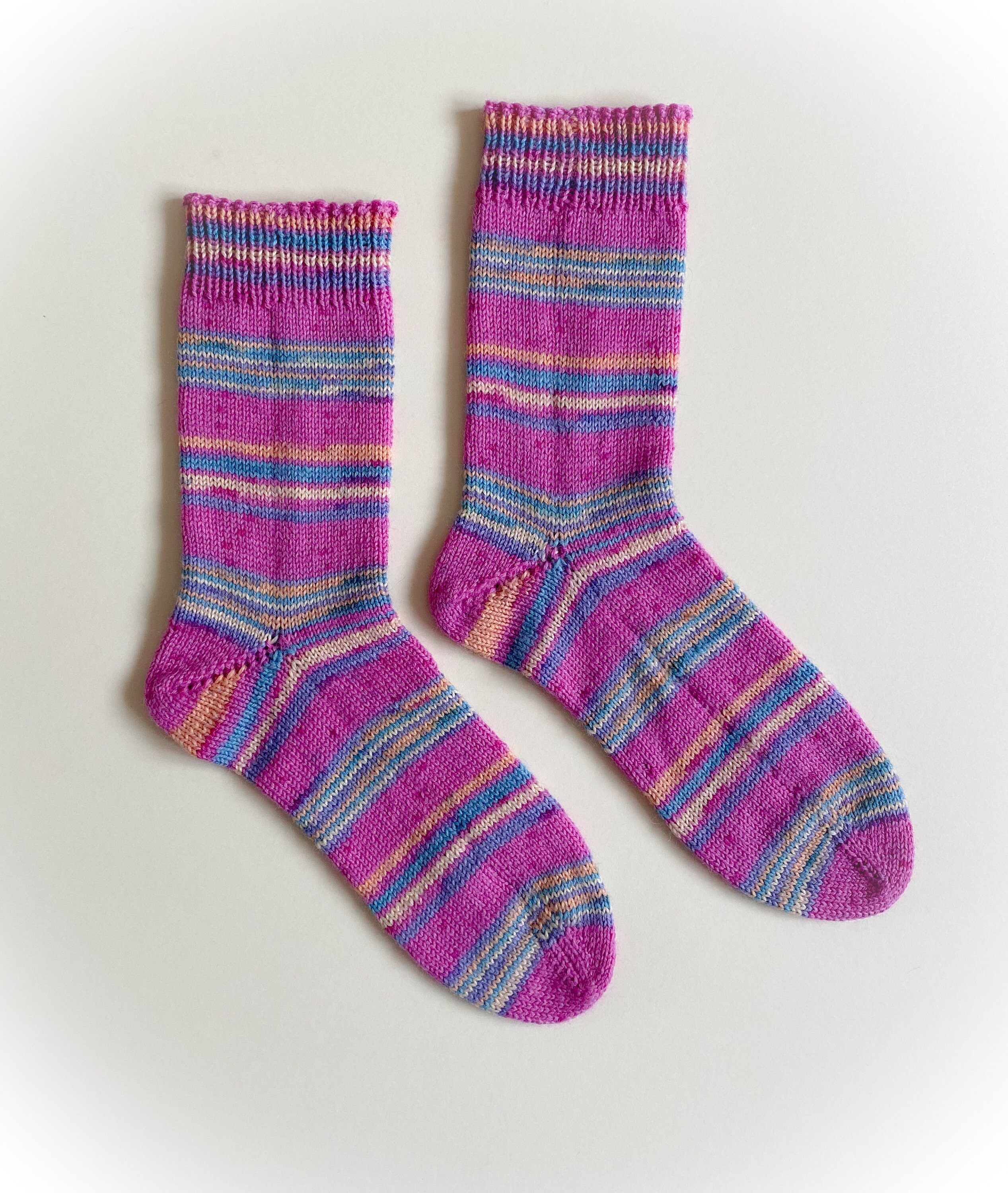Tippy Toes Toe up Sock Knitting Pattern, Easy Sock Pattern, PDF Instant ...