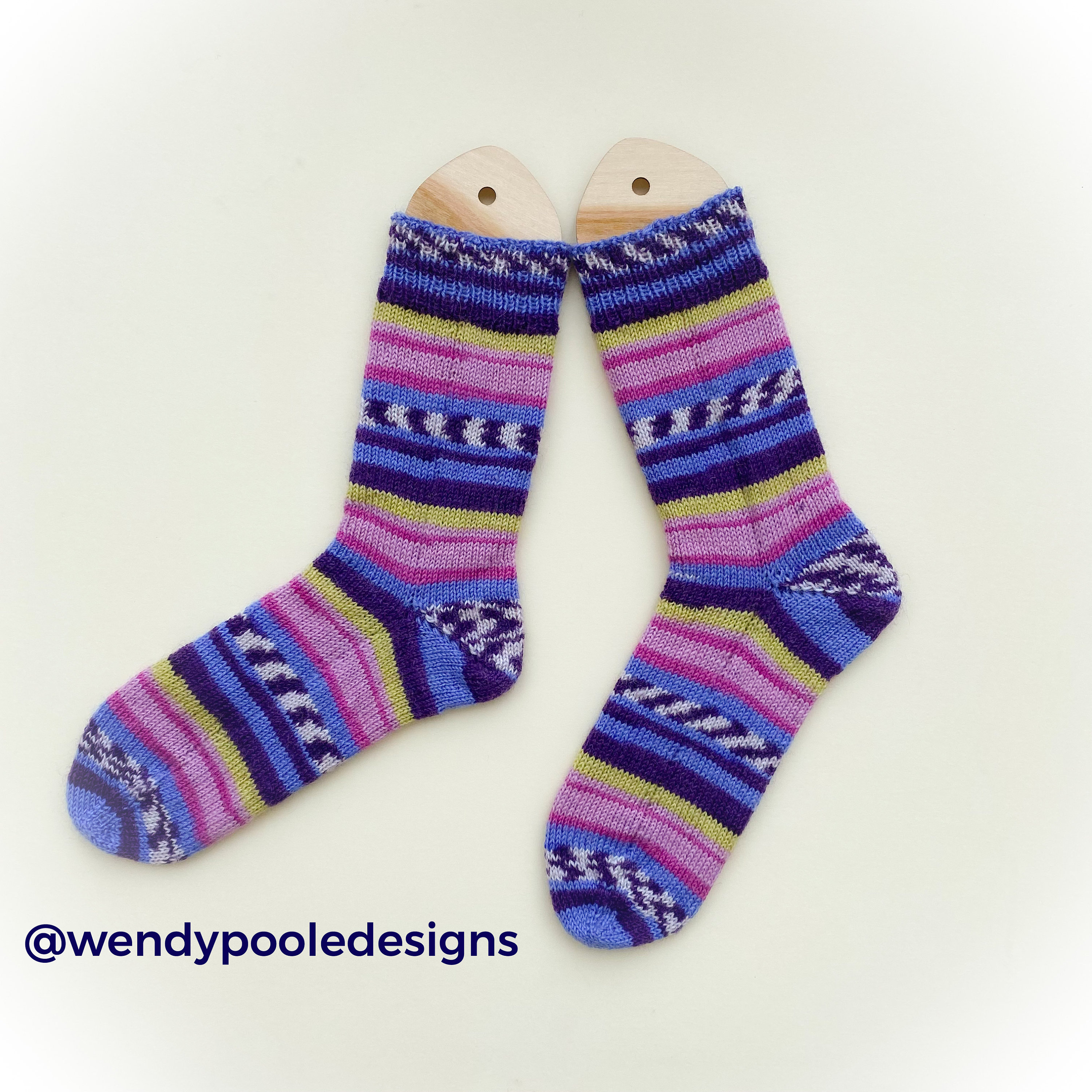 Tippy Toes Toe up Sock Knitting Pattern, Easy Sock Pattern, PDF Instant ...