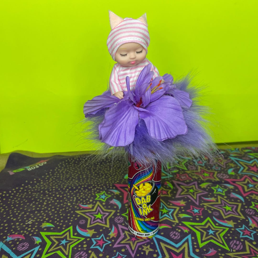 Flower Child, is a Unique Ink Dot Bingo Marker Topper.(dauber Included ...