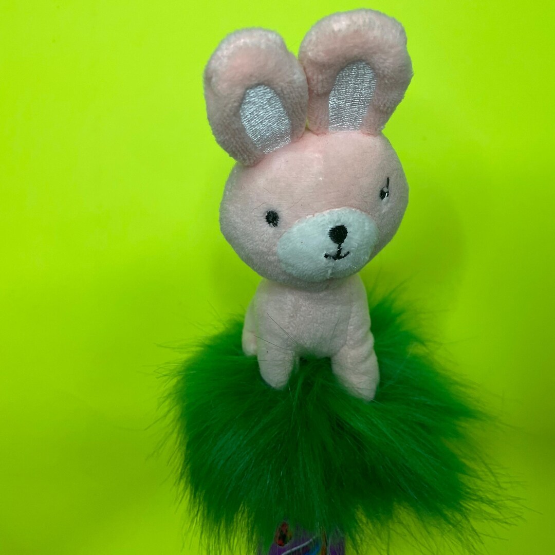 Bunny, is a Unique Ink Dot Bingo Marker Topper.(dauber Included)) Twist ...
