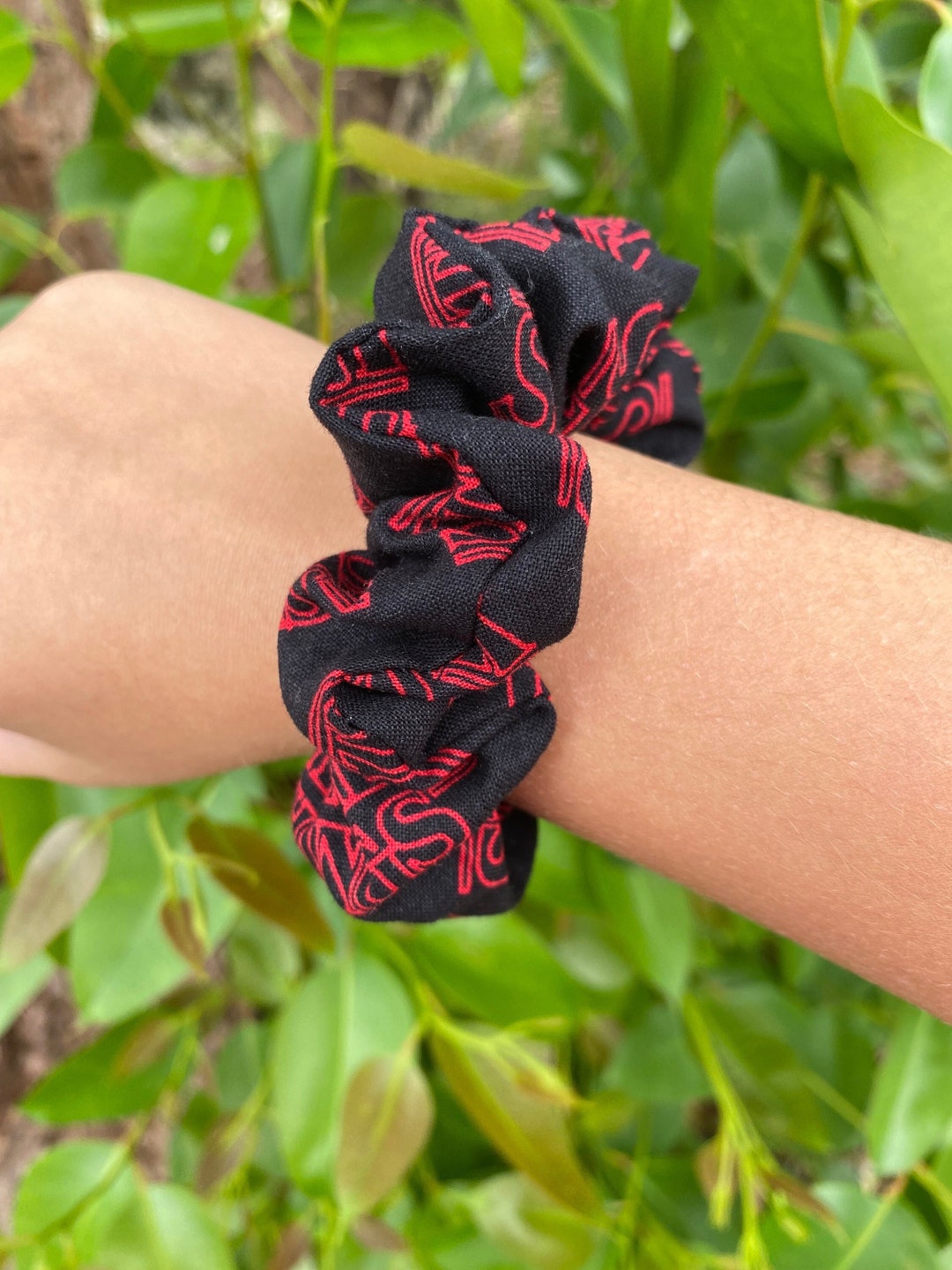 Stranger Things Scrunchie - Etsy