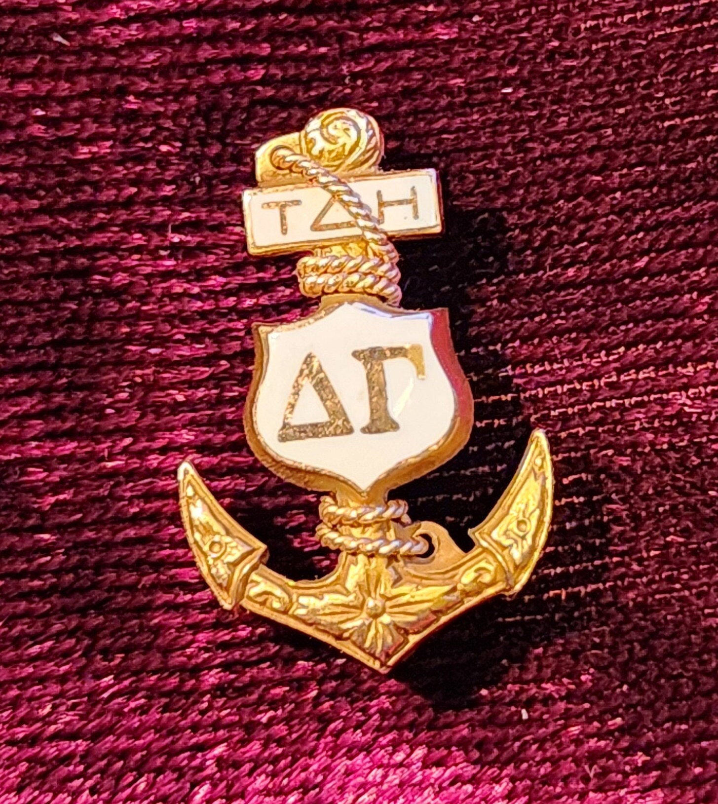 Vintage 10k Gold Delta Gamma Pin - Etsy