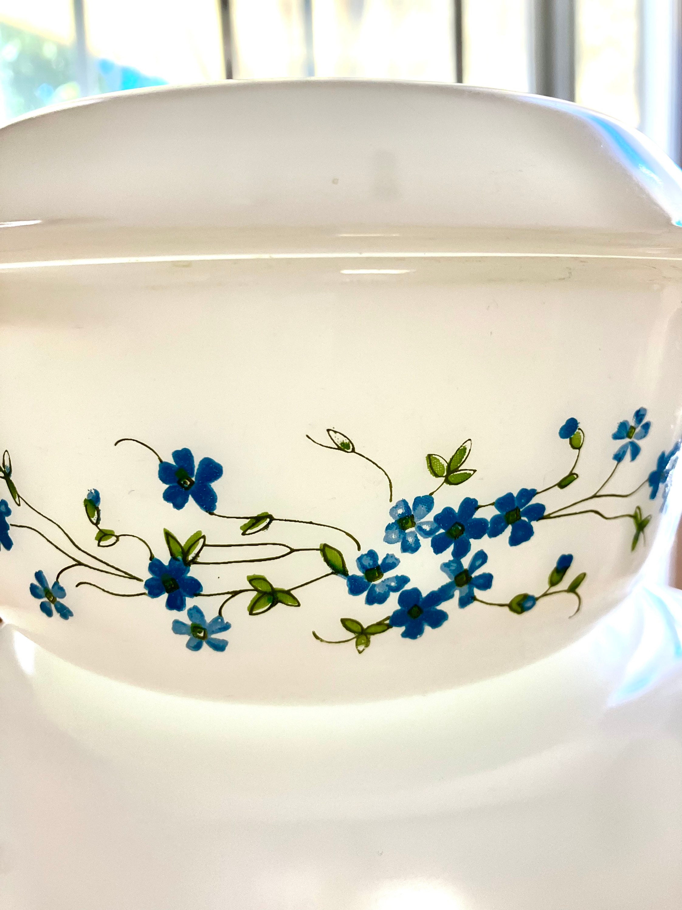 Vintage Arcopal France Milk Glass Bowl Set With Lids 1970s the Stylish ...