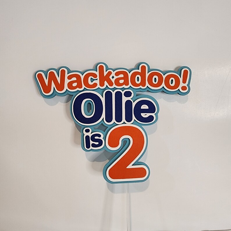 Bluey simple cake topper, Bluey birthday theme, Bluy cake decorations ...