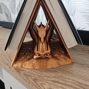 3D Printed Dragon Book Holder, Fantasy Book Lover Gift - Etsy