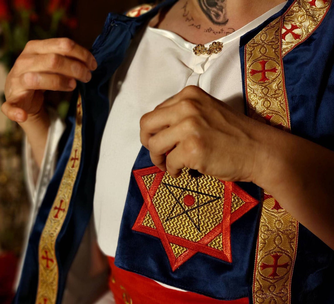 Blue Robe of the Priestess of the Gnostic Mass, Ecclesia Gnostica ...