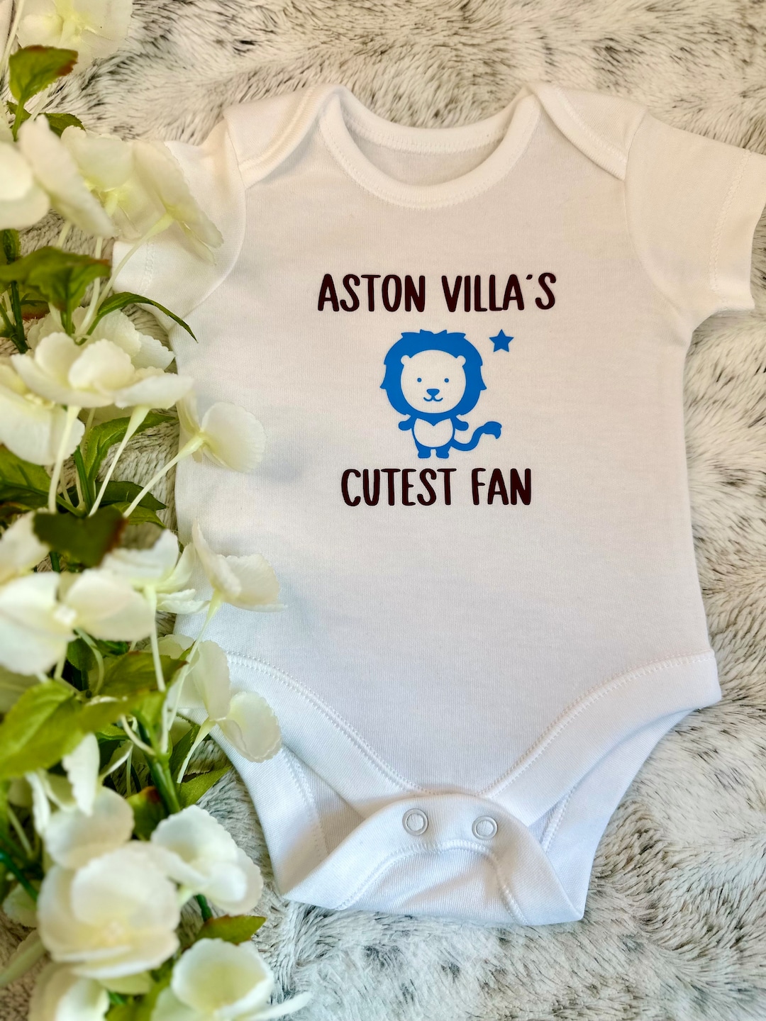 Aston Villa Baby Grow: Lion Motif Bodysuit & Bib Gift Set With FREE ...