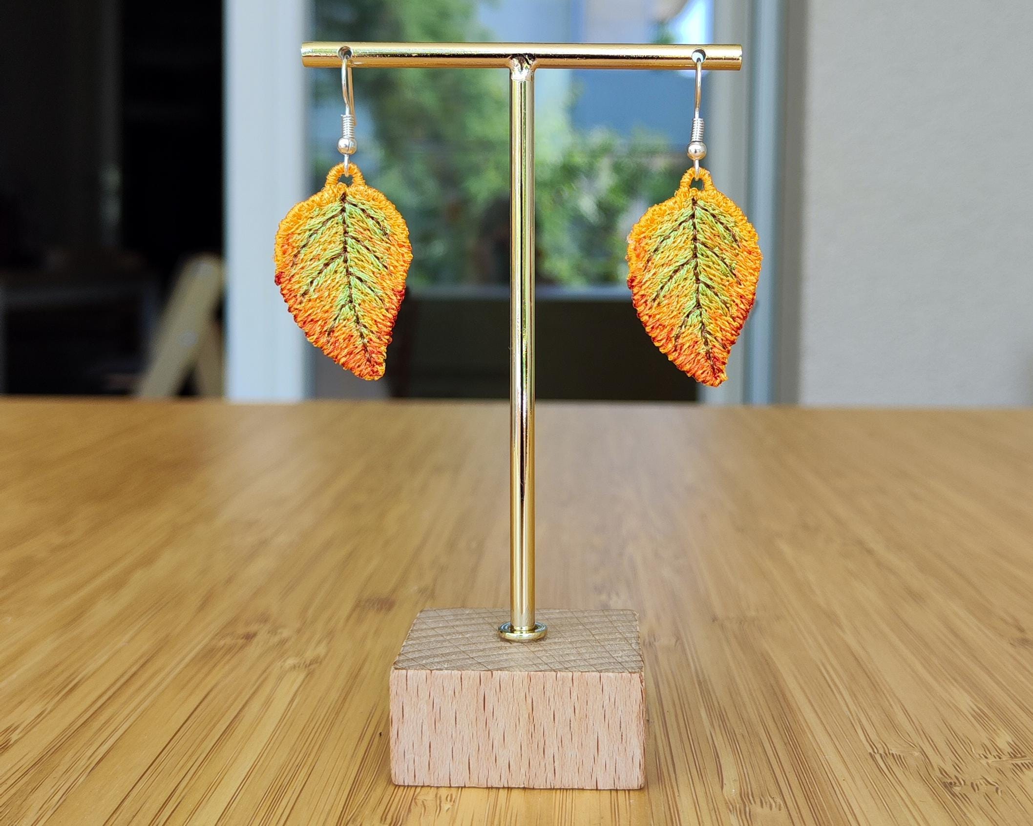 FSL Autumn Leaf Earrings Machine Embroidery Design FSL Autumn Leaf ...