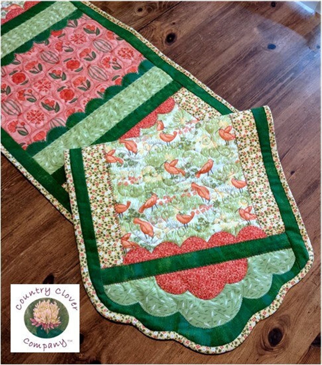 Scalloped Table Runner PDF Pattern - Etsy
