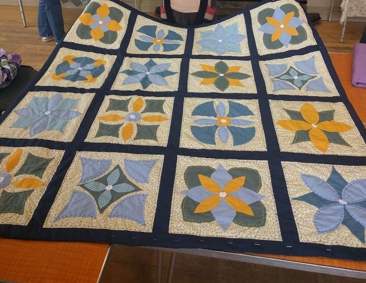 Symmetry Sampler Applique Quilt PDF Pattern - Etsy