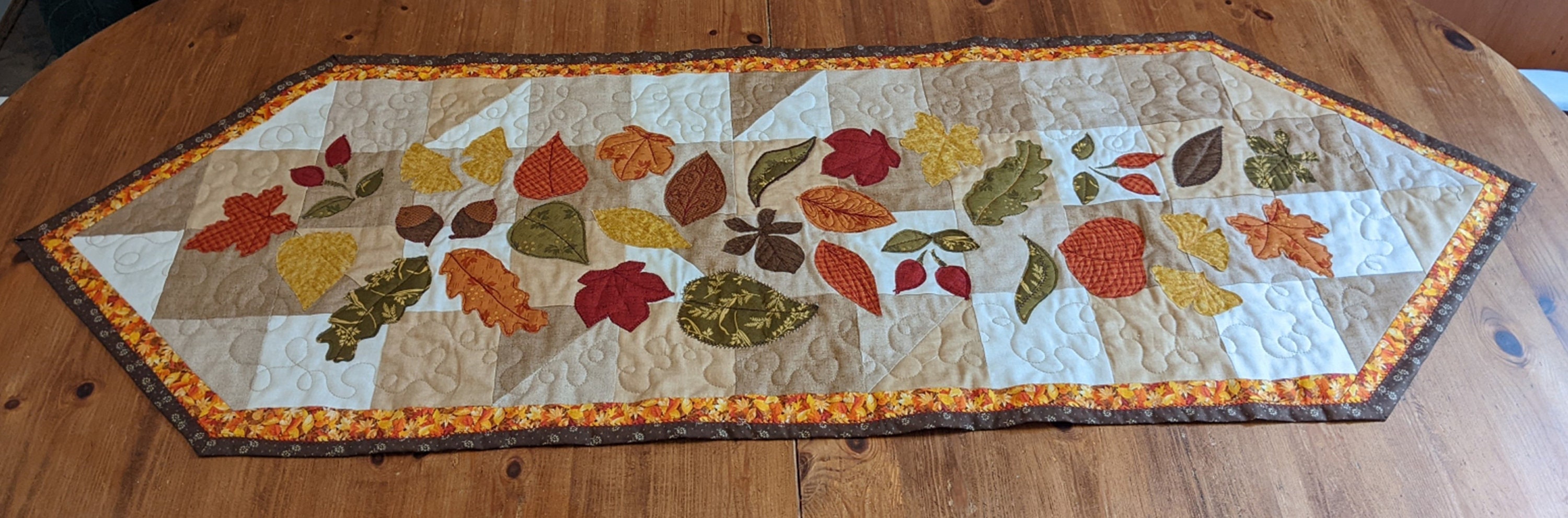 Autumn Leaves Quilted Table Runner Pattern PDF - Etsy