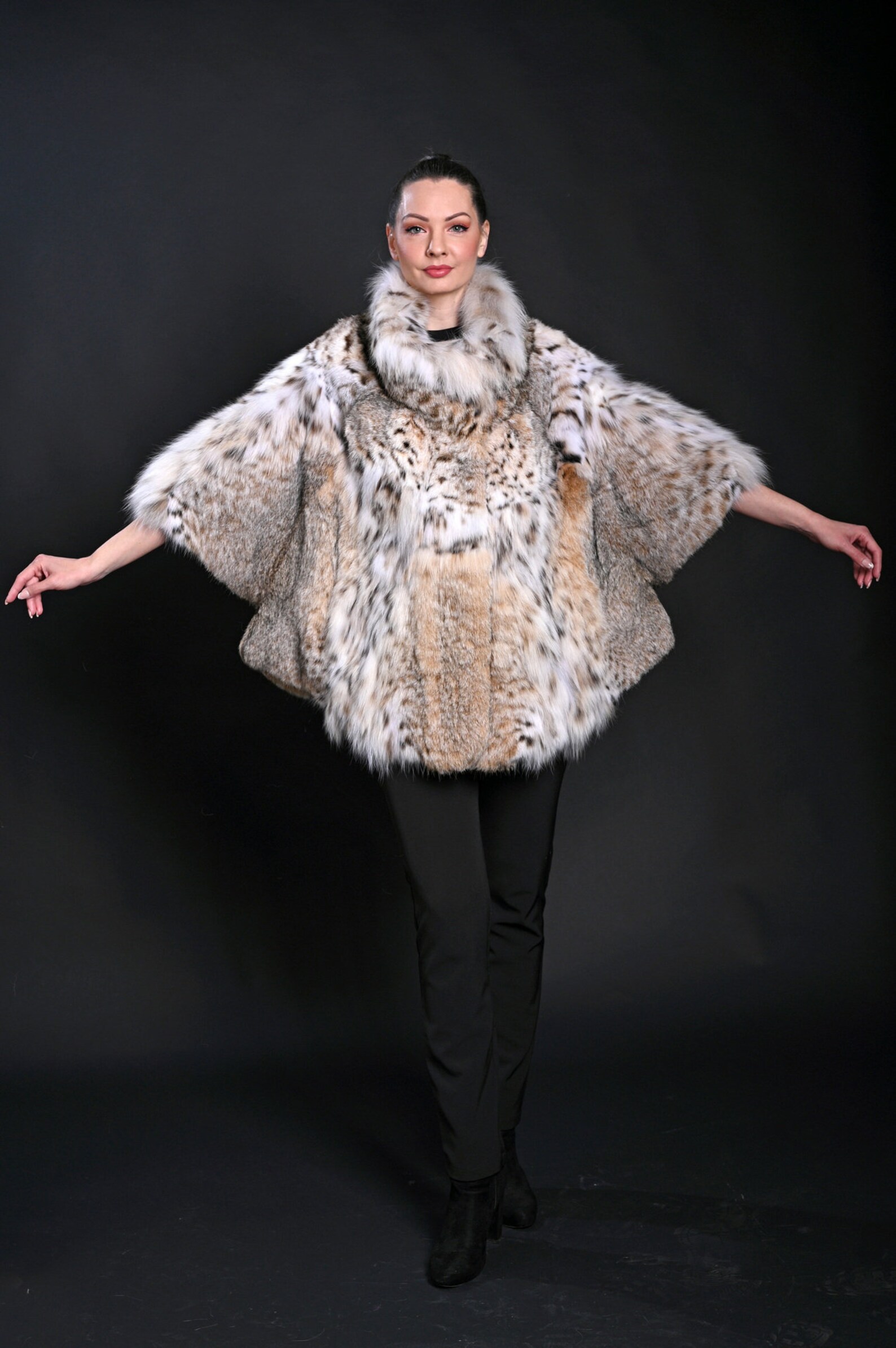 Small Cape Fur Lynx - Big Collar & Short Sleeve - Comfortable - Etsy
