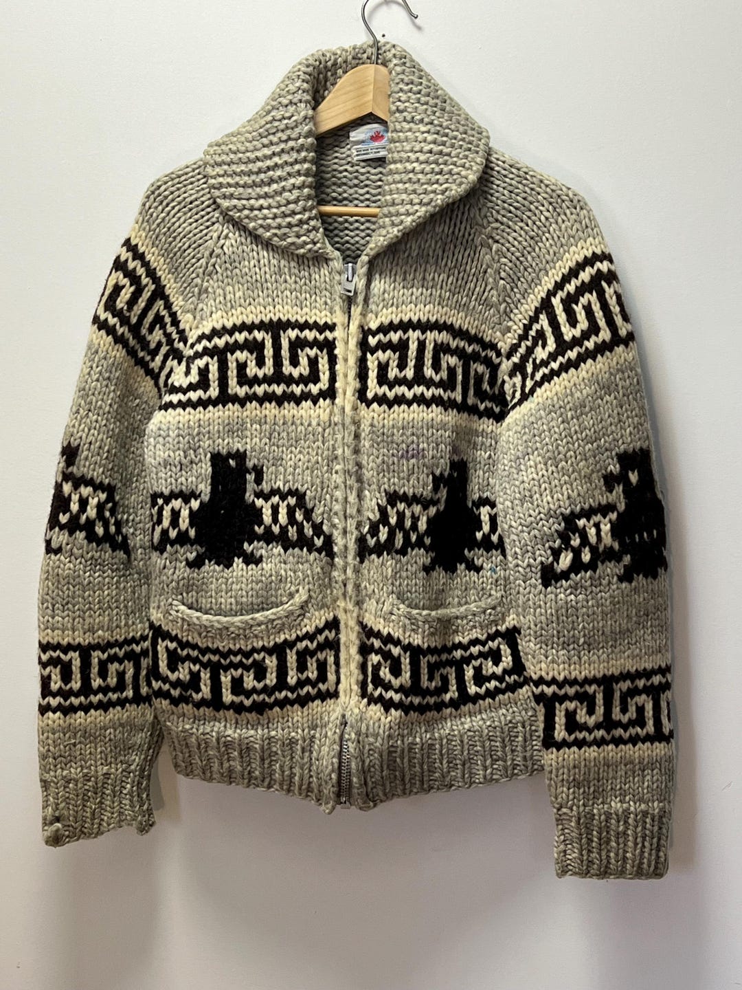 Vintage 100% Wool Hand Knit Eagle Motif Cowichan Style Zip-up Sweater ...
