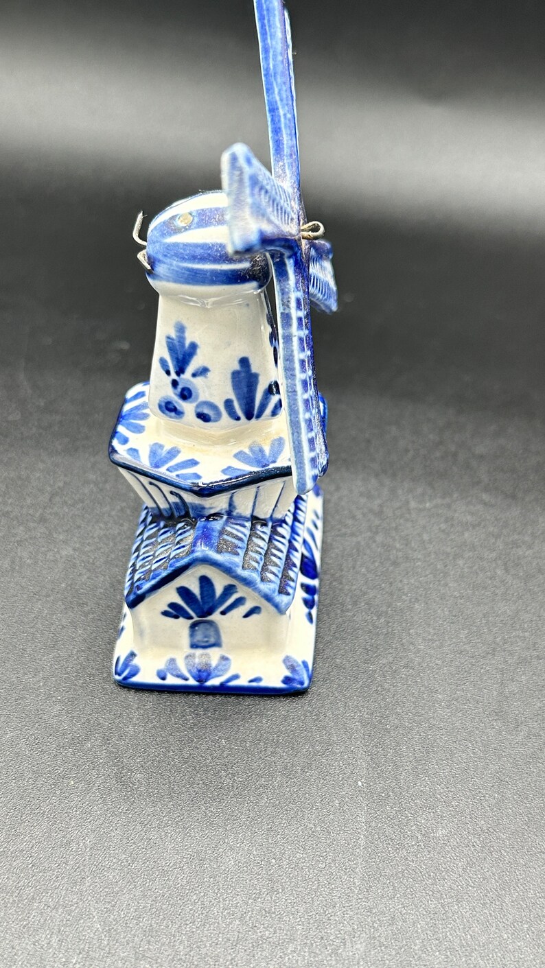 Single Shaker Dutch Windmill Blue and White Pottery - Etsy