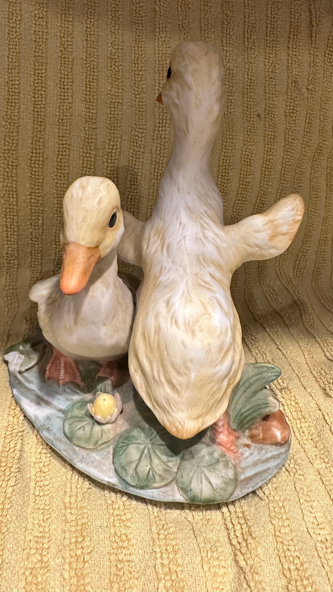 HOMCO Duck Figurine 2 Ducklings Lily Pads Vintage Home Interior... - Etsy