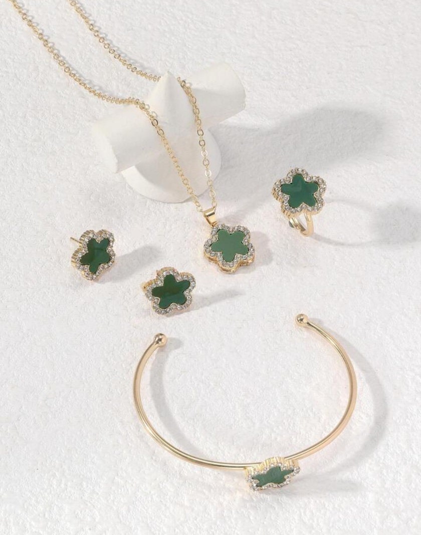 Four Leaf Clover. Jewellery Set for Women 18K Gold Plated Green Pendant ...