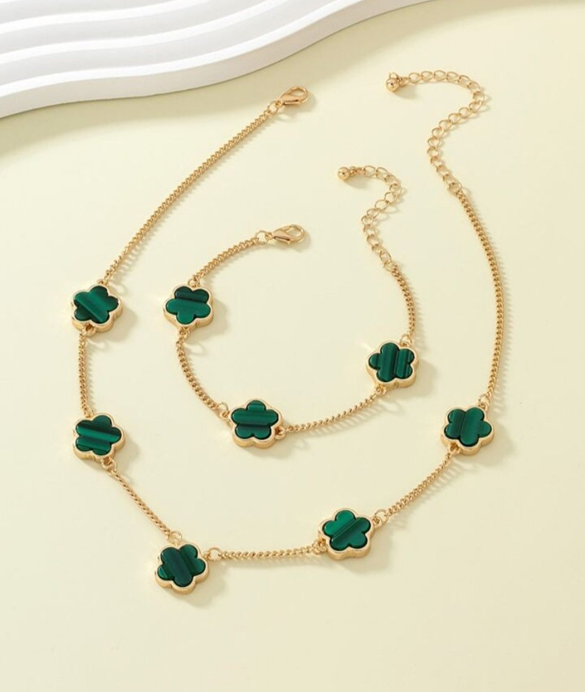 Four Leaf Clover. Jewellery Set for Women 18K Gold Plated Green Pendant ...